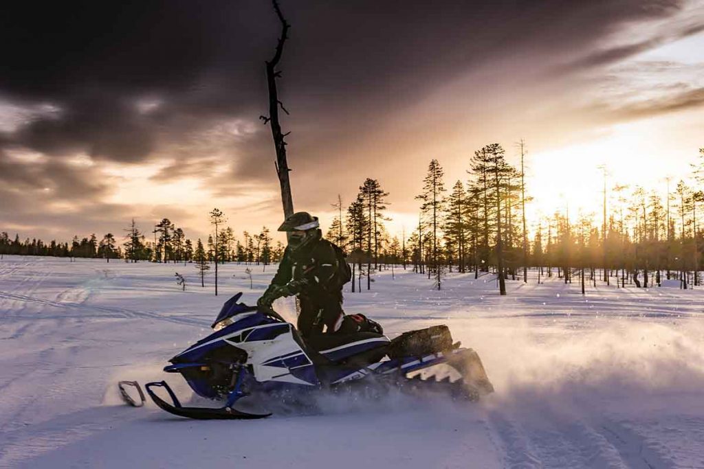 How Fast Can an Arctic Cat Snowmobile Go? [Video] – PowerSportsGuide