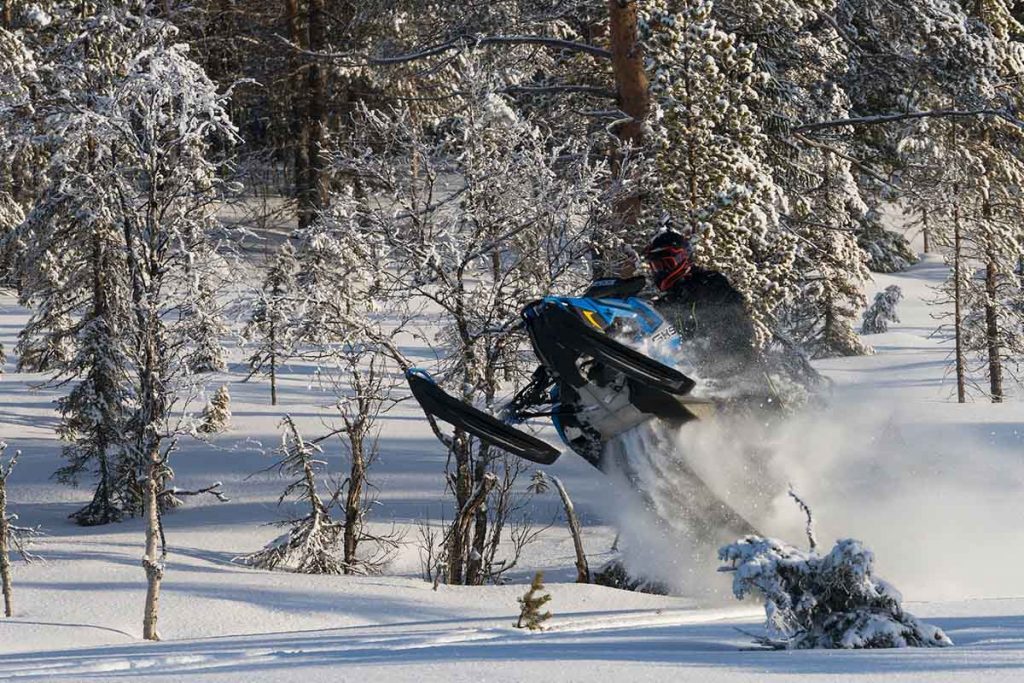 8 Major Types of Snowmobiles [Comparison Chart] – PowerSportsGuide