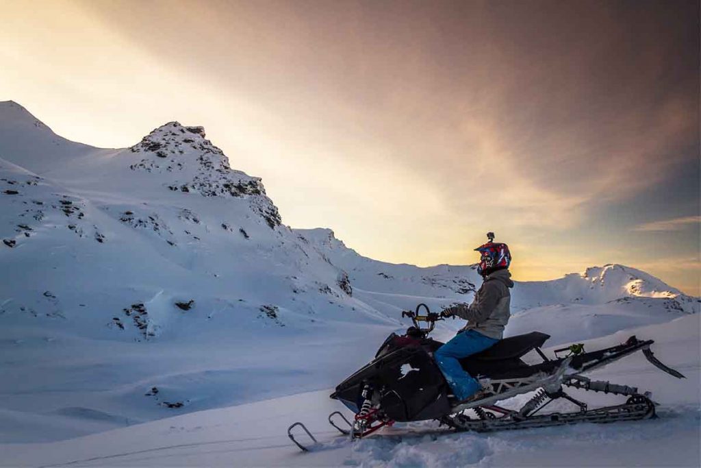 8 Major Types of Snowmobiles [Comparison Chart] – PowerSportsGuide